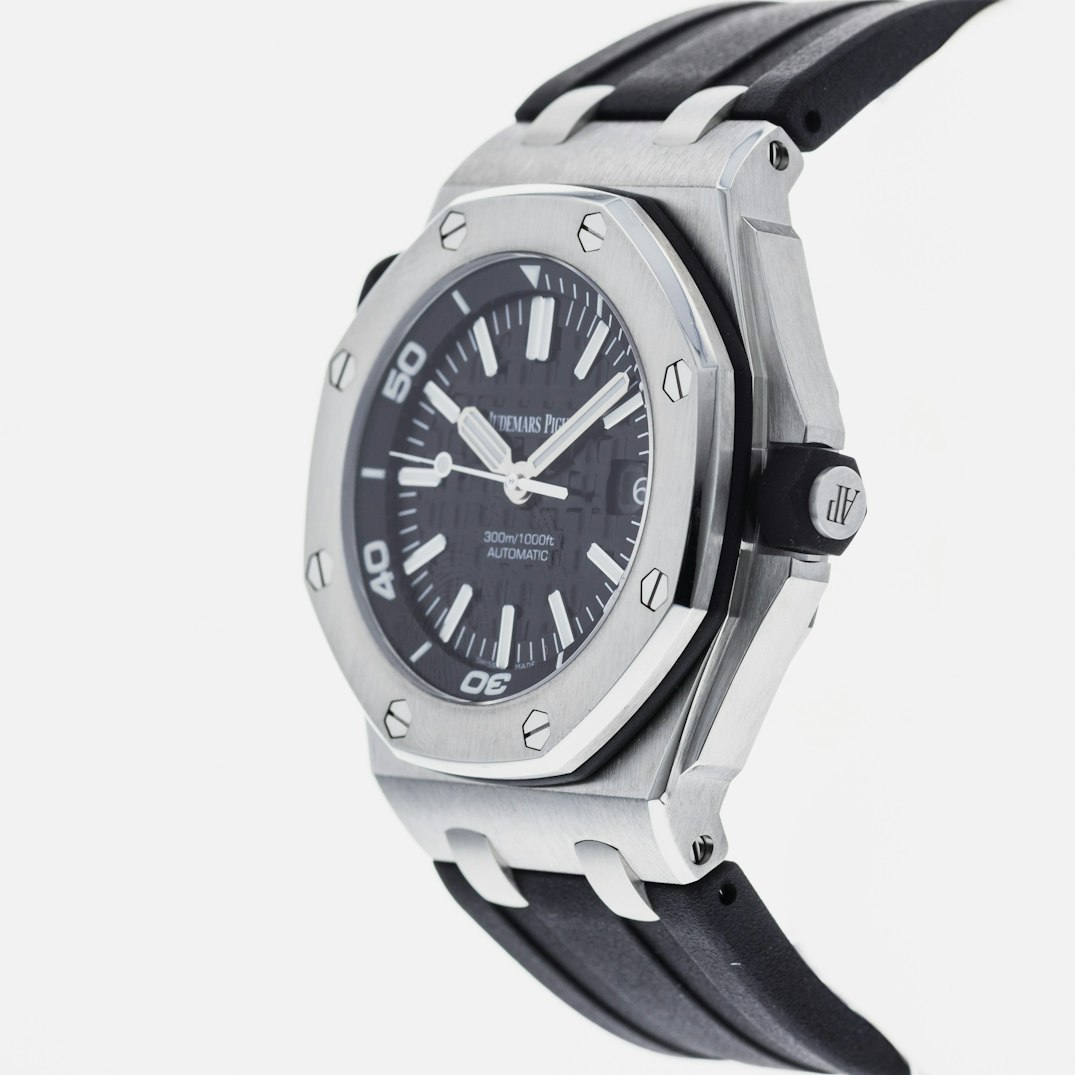 Audemars Piguet Royal Oak Offshore Diver 15703ST.OO.A002CA.01 ...
