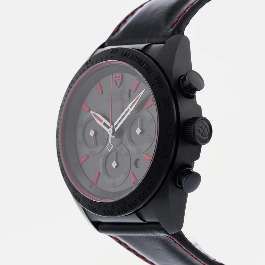 Tudor Fastrider Black Shield Ducati Diavel Carbon 42000 – HODINKEE Shop